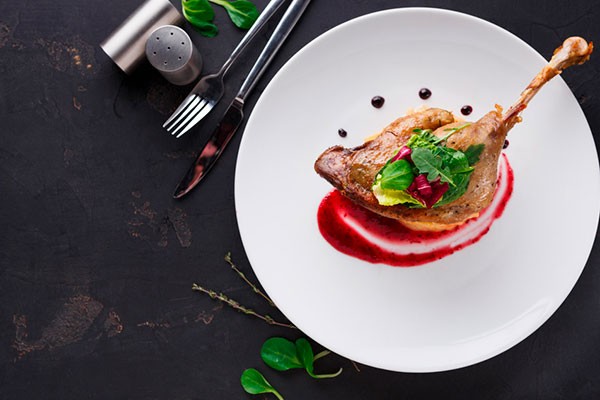 Confierte Entenkeulen | HOGAPAGE Nachrichten